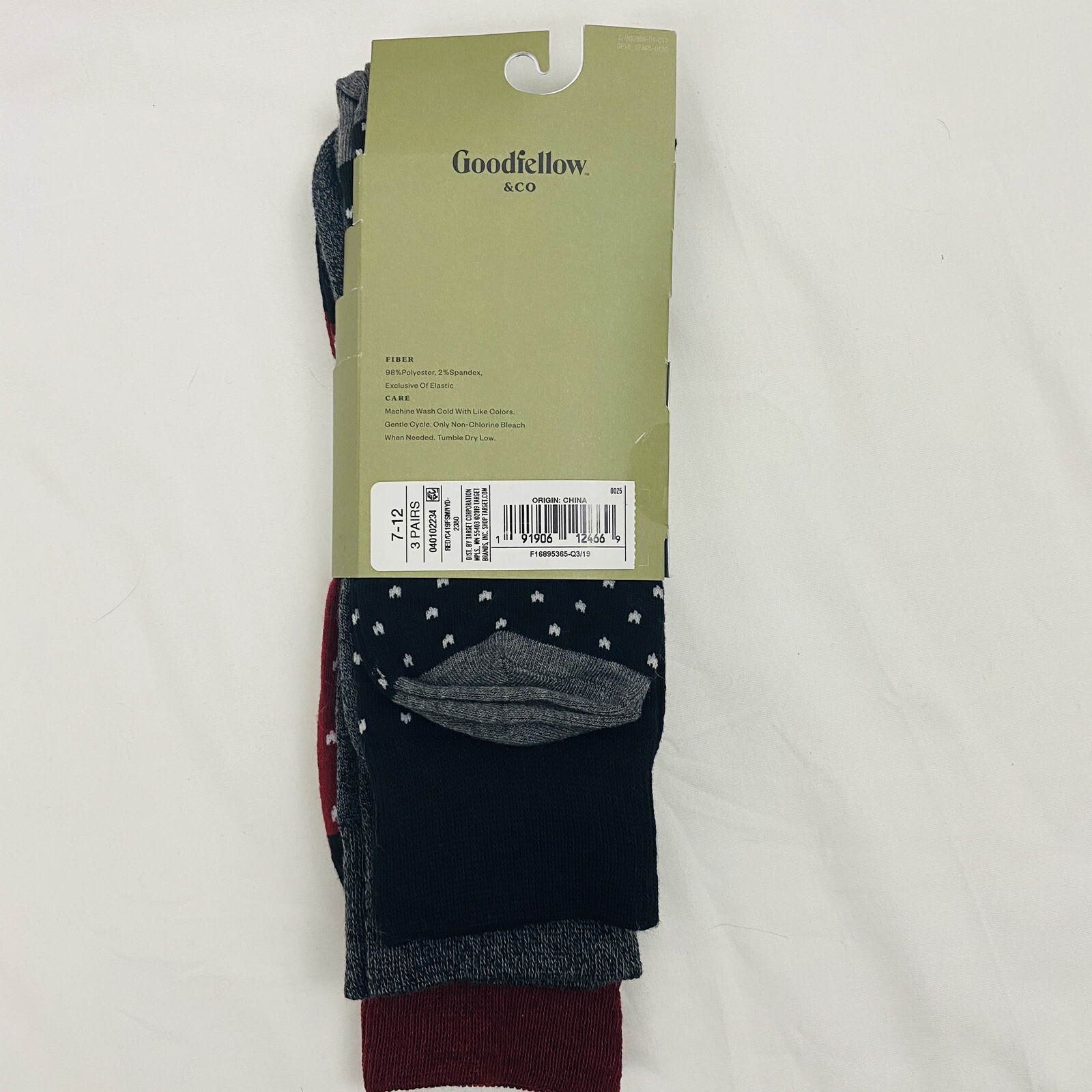 Goodfellow Mens Socks 7-12 Crew Dress 3 Pk Snowflakes Solids Red Gray ...