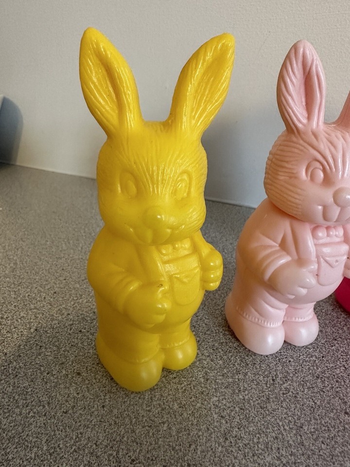 Vintage Easter Bunny Blow Mold Candy Container Rabbit Dark Pink Yellow ...