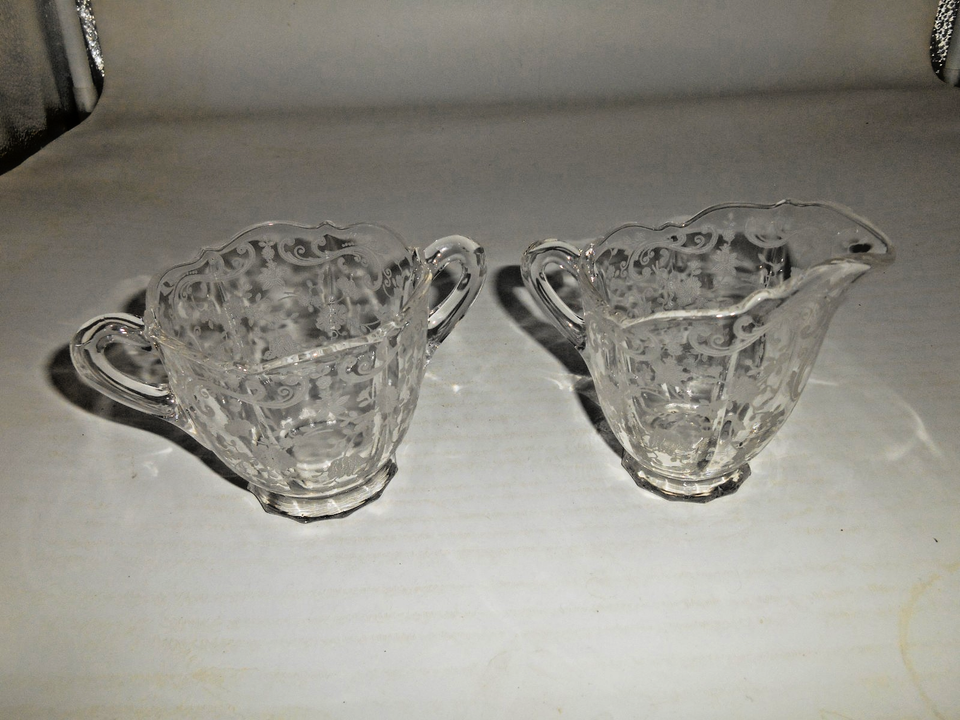 Nice Cambridge Chantilly pattern elegant glass 3900/ 41 Footed Creamer ...