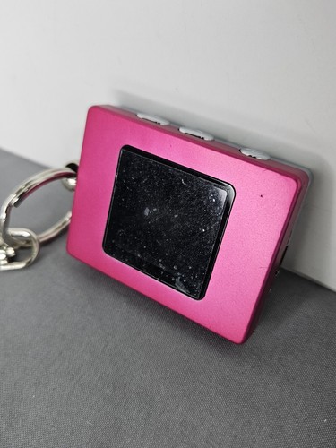 Digital Photo Album NEW Innovage With Keychain 8Mb/USB Rechargeable | eBay