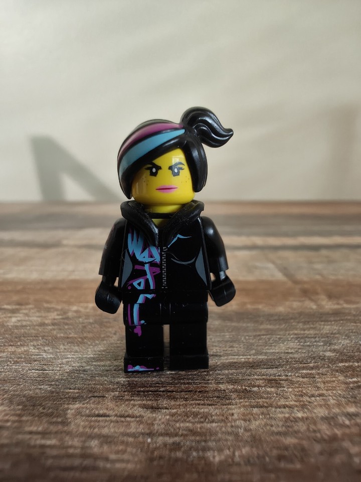 **NEW** LEGO Movie Wyldstyle w/ Hood Down Minifigure - 70803 70808 ...