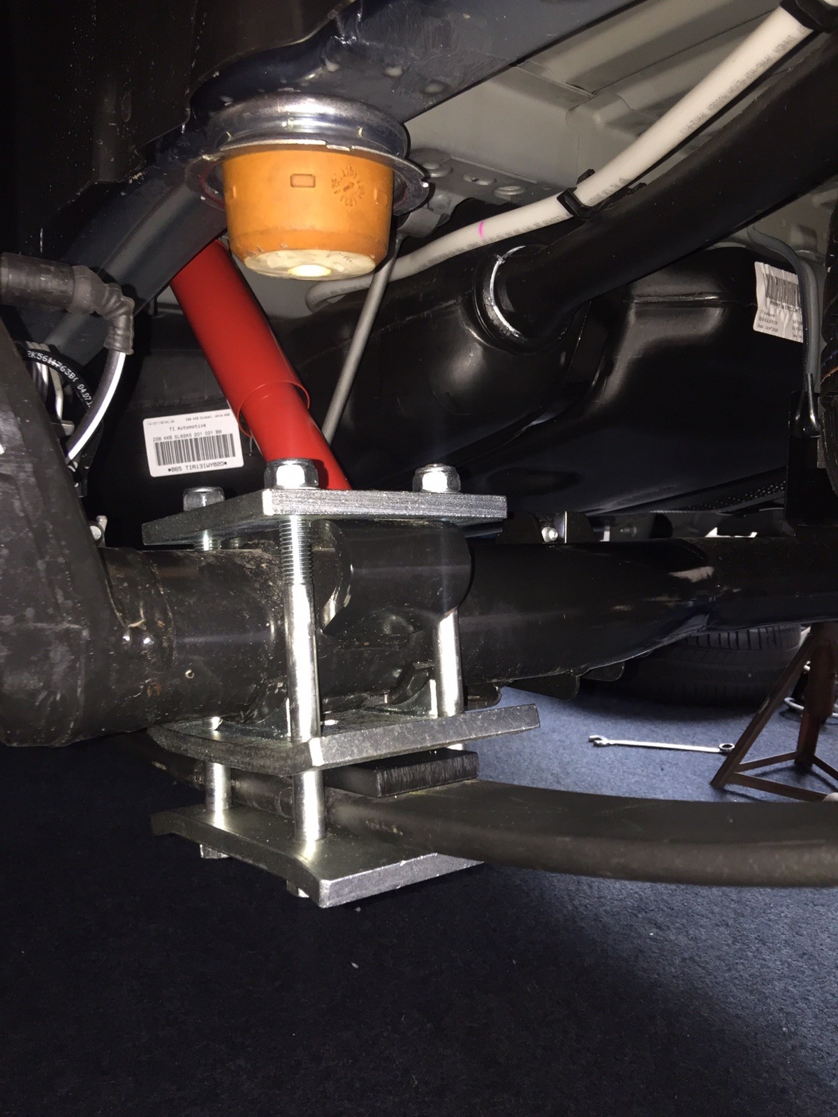 Vw Caddy Mk3 2K 2004 -12 Rear Axle Centralising Plates WITH PICS ...