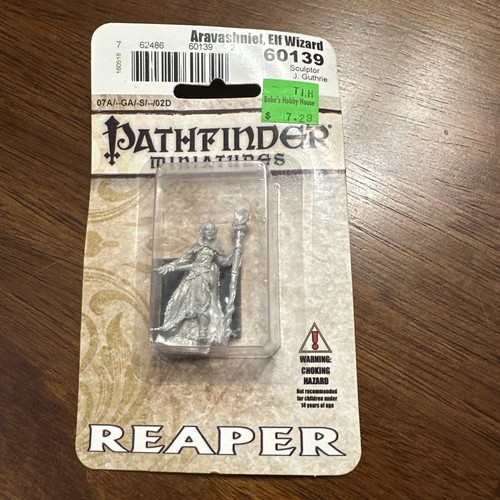 Reaper 60139 28mm Aravashniel, Elf Wizard - Pathfinder Miniatures ...