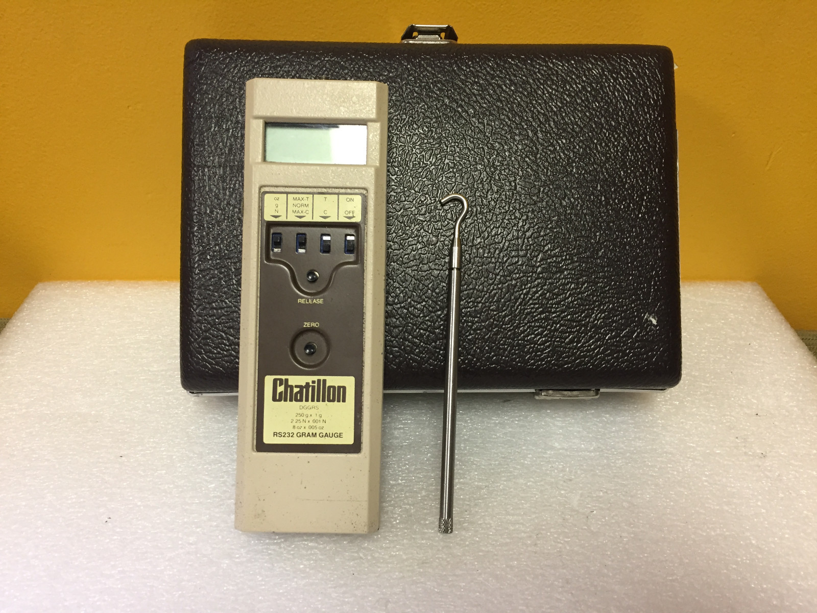 Chatillon DGGRS 250 G x 1, 225 N x 0.001 N, RS-232 Gram Scale + Case ...