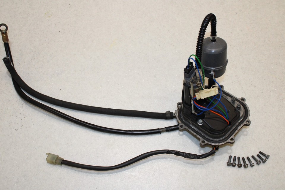 APRILIA RSV 1000 FACTORY 2008 OEM FUEL PUMP ASSEMBLY AND PIPES BOLTS ...
