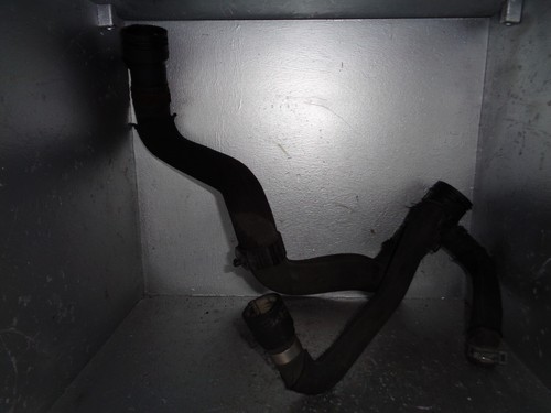 Audi A4 8K B8 Avant Automatik 2.0TDI Kühlwasserschlauch 8K0121049L ...