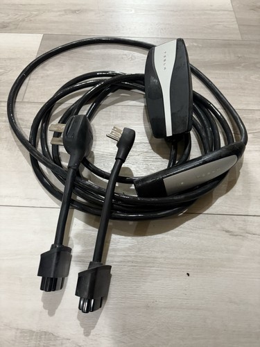2018 Tesla Gen 2 Mobile Connector Charger w/ 110V & 220V Adapters – OEM ...