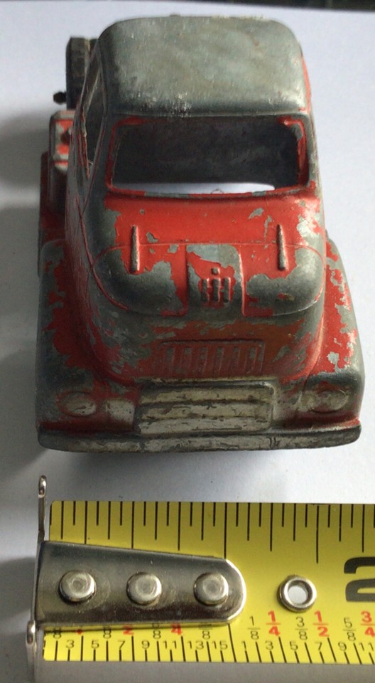 Vintage Tootsietoy Chicago 24 Bobtail Semi Truck DayCab Diecast Metal ...