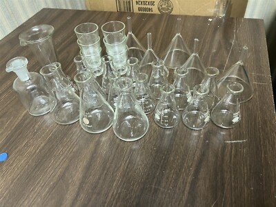 Lab Glassware - Pyrex Bottles