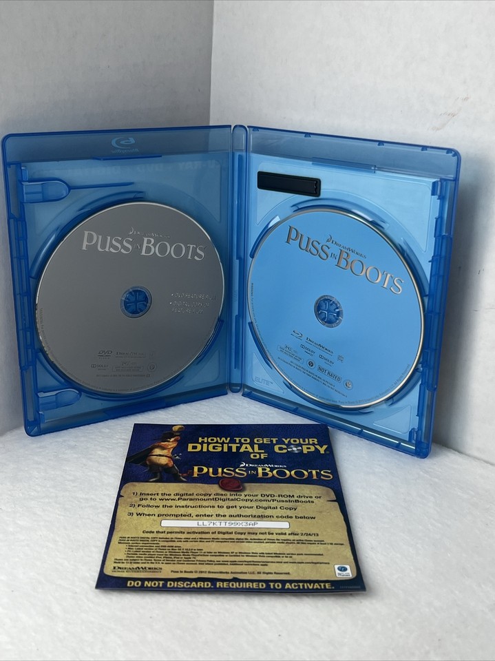 Puss in Boots (Two-disc Blu-ray/DVD Combo + Digital Copy) DVDs ...