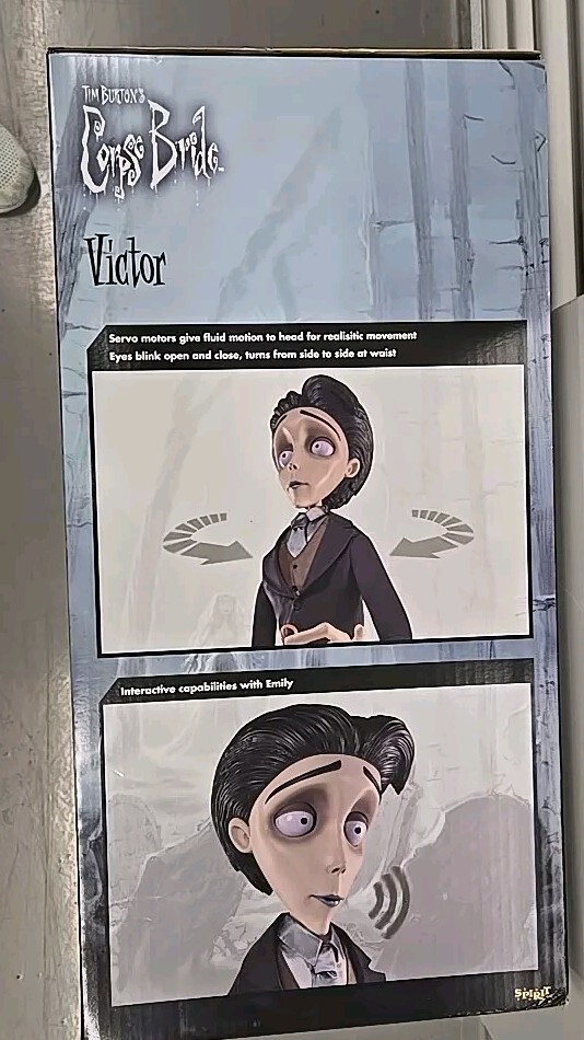 Spirit Halloween 5.8 Ft Emily and 6 Ft Victor Animatronic- Corpse Bride ...