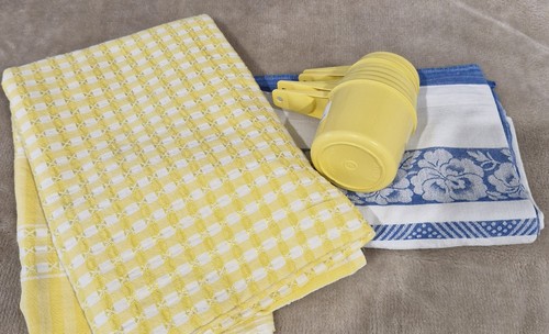 TWO X Vintage Linen Tablecloth (Retro) plus Tupperware measuring cups ...