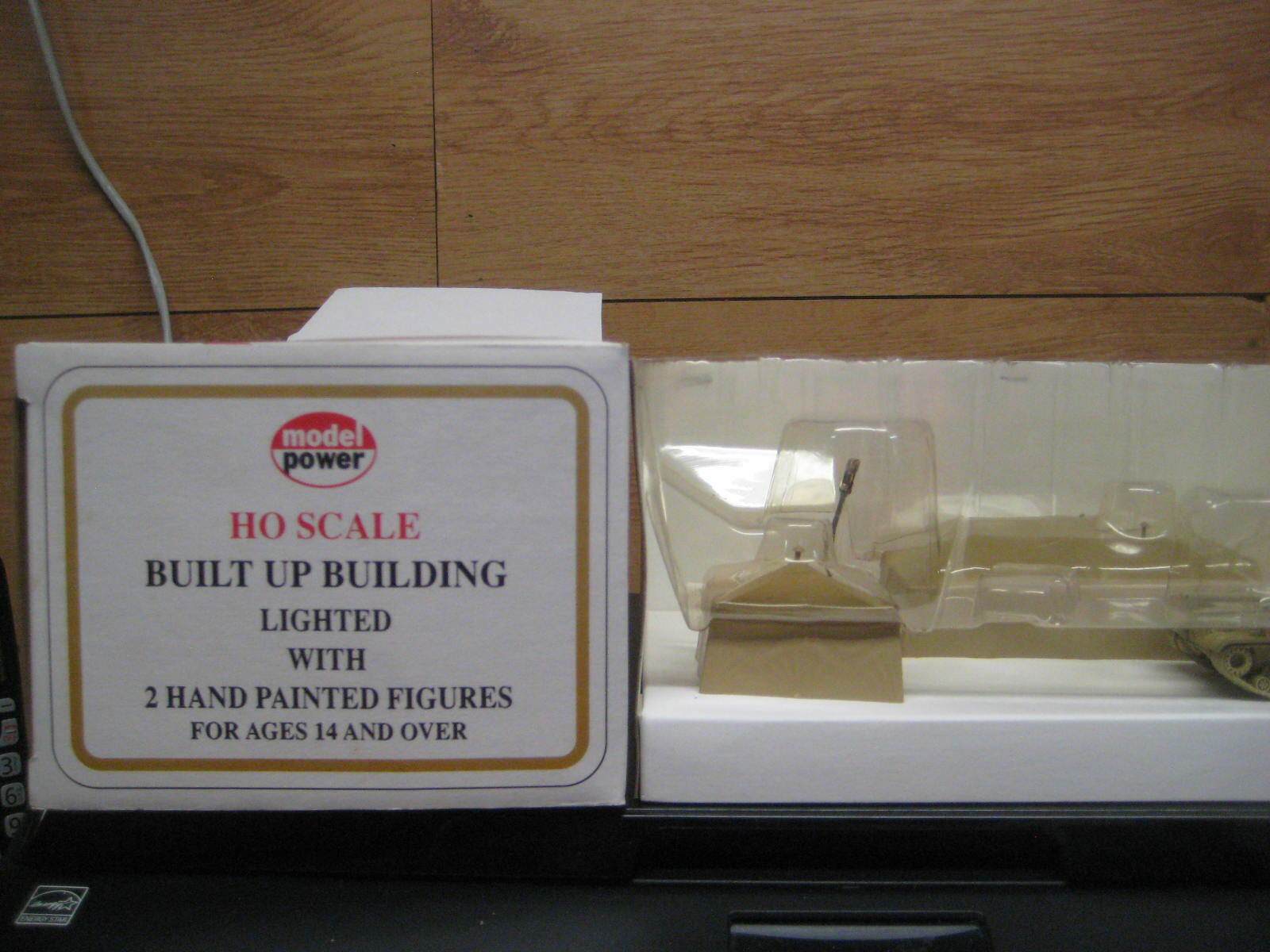 HO SCALE U S ARMY DESERT TENTS - MESS & HOSPITAL TENT & TANK #666 ...