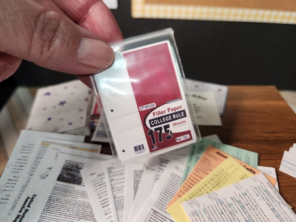 1/6 SCALE Mini HIGH SCHOOL papers, 1 folder, lined paper, homework ...