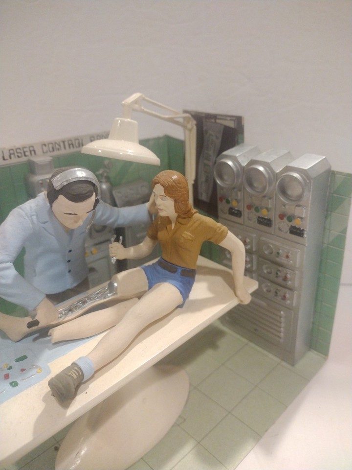 1976 MPC Bionic Woman Assembled Model Kit - BIONIC REPAIR STATION- Nice ...