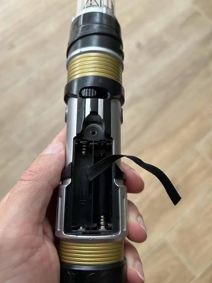 Star Wars Lightsabres x4 Bundle Red Blue Flick out cosplay Jedi vintage ...