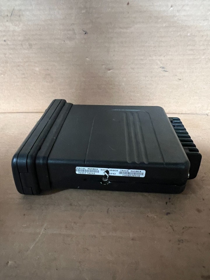 Motorola MCS2000 Two Way Mobile Radio UHF (450-520 MHz) 250 Channels | eBay