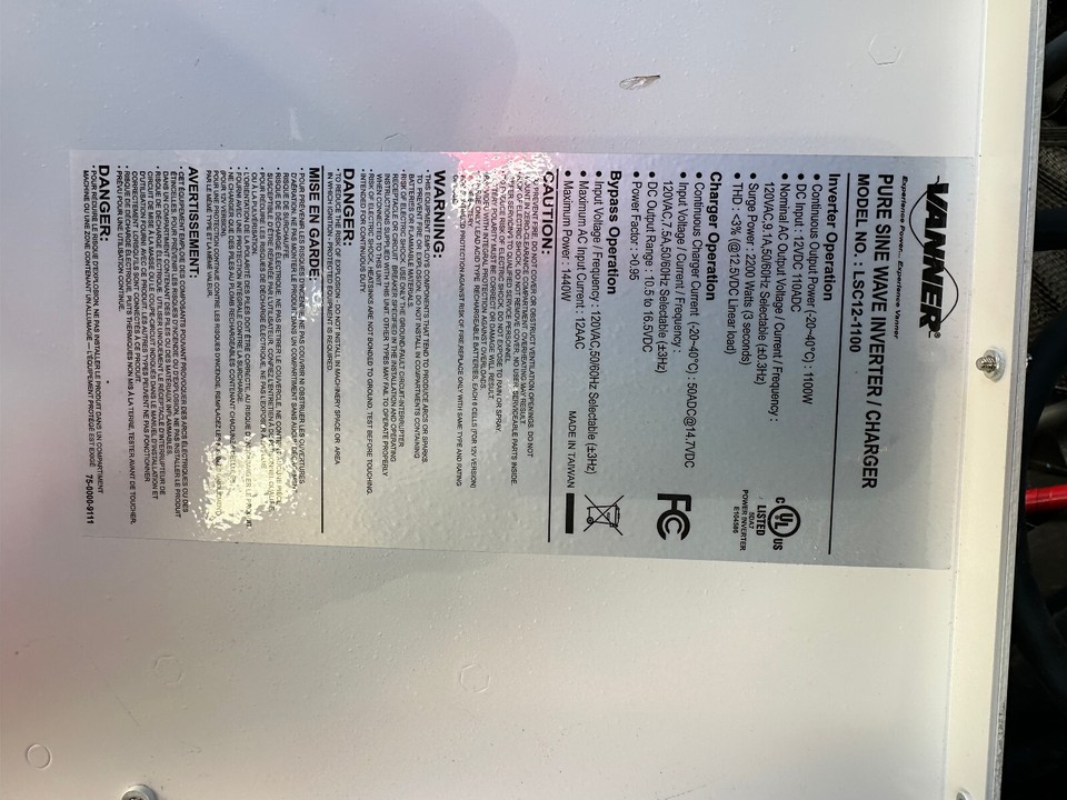 Vanner LSC12-1100 LifeSine Sinewave Ambulance Inverter Charger Replaces ...