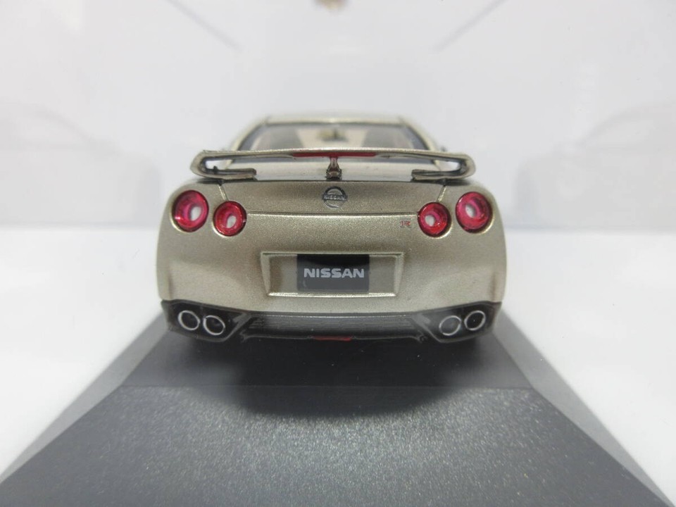 Mini car 1/43 Premium X Nissan GT-R 2015 45th Anniversary Gold model ...