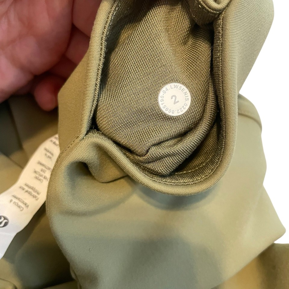 Lululemon Workout Set InStill High Rise Legging Scoop Neck Bra GREEN ...