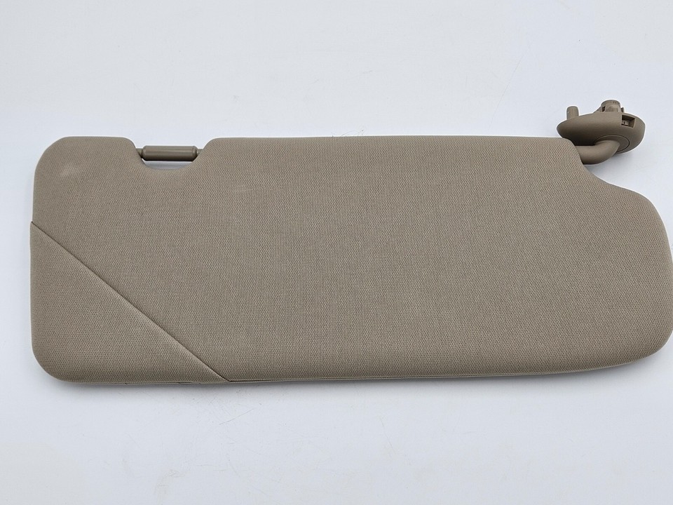 2017-2022 Honda CR-V Driver Sun Visor Ivory YR449L No Light Pocket OEM ...