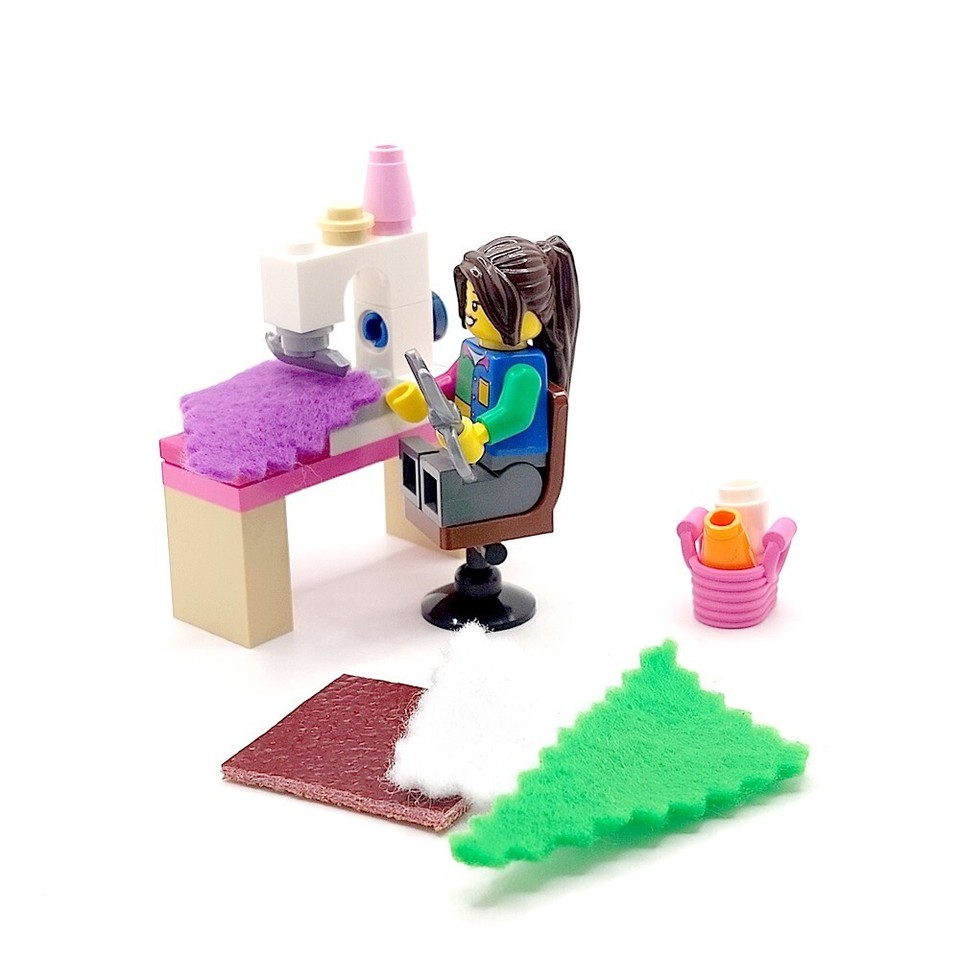 Genuine LEGO Sewing Machinist Gift Designer Seamstress Minifigure ...
