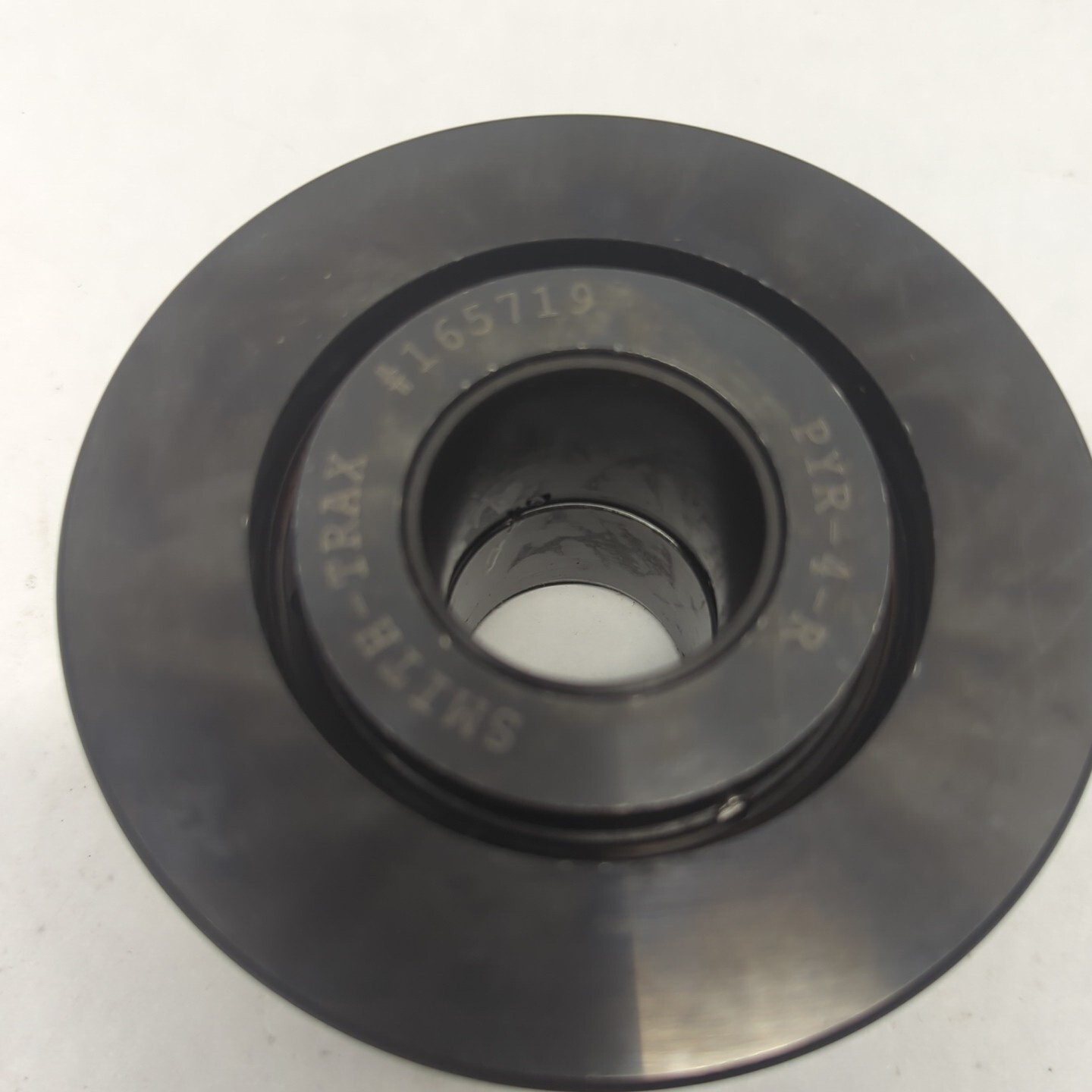 NEW PYR-4-R SMITH-TRAX Tapered Roller Bearing Track Roller (FREE ...