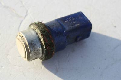 Doppel Thermoschalter 8D0959481B Kühlerlüfter VW Passat 3B/ Variant 1.6 ...