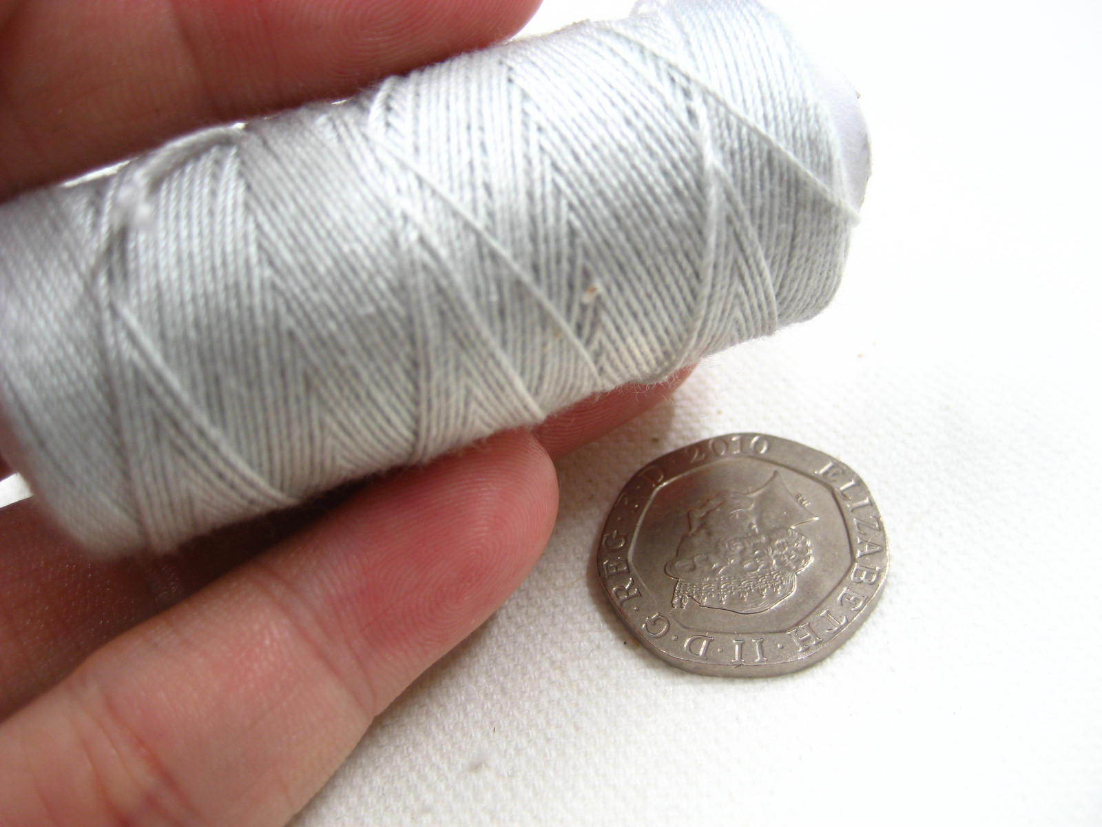 assorted Jeans coats bags thread real strong thick Sewing thread Spools ...