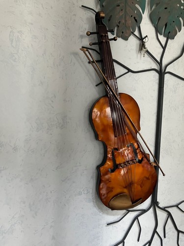VINTAGE STRIKING 3-D METAL BURNISHED VIOLIN REALISTIC: STRINGS, BOW ...