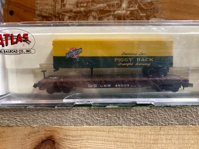 ATLAS N SCALE CNW PIGGYBACK FLATCAR WITH 40' TRAILER LOAD | eBay