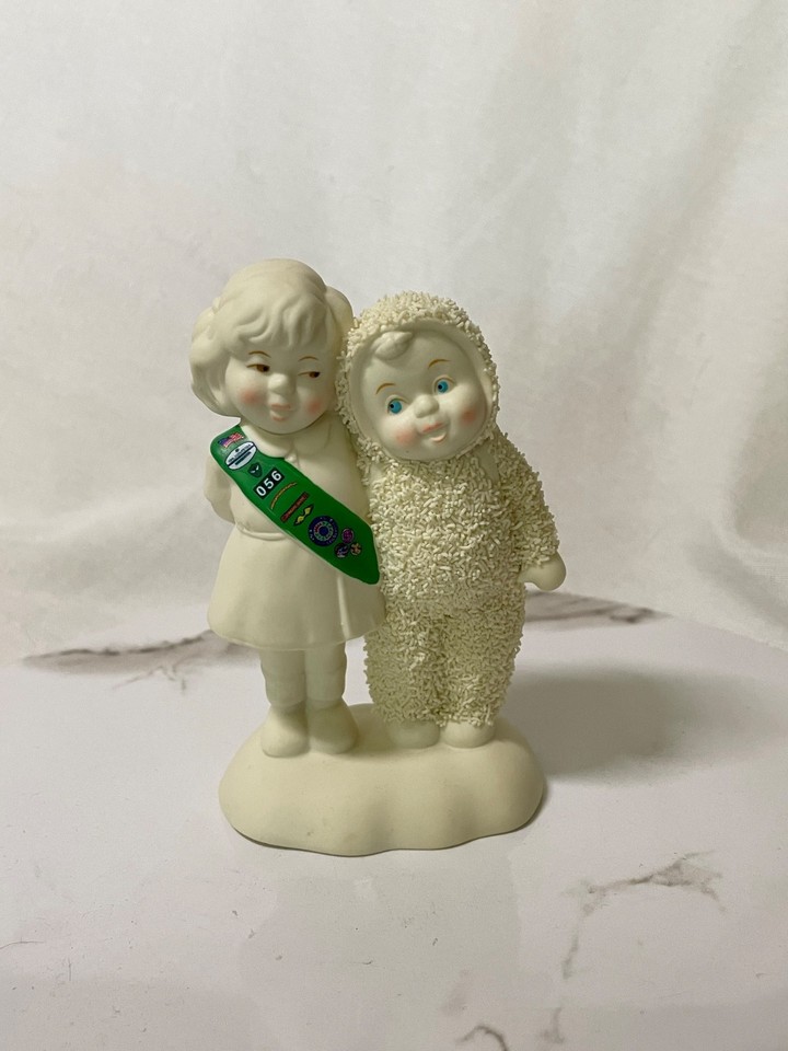 Snowbabies Snow Babies Dept 56 Girl Scout 2016 Making New Snow Friends ...