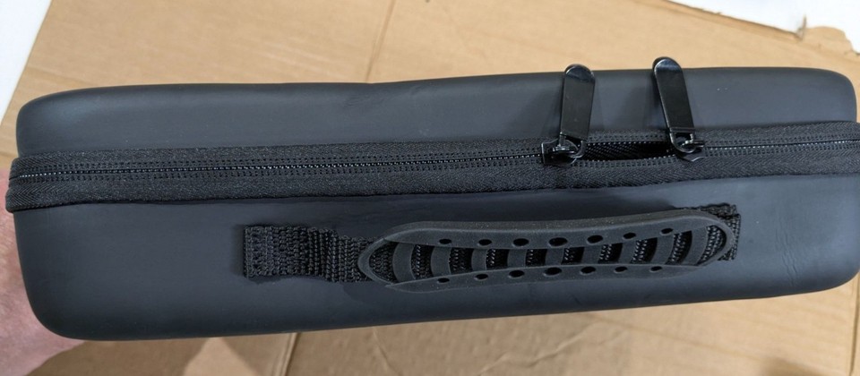 Awesafe Wireless Vibration Massager w/5 Interchangeable Heads, Case ...