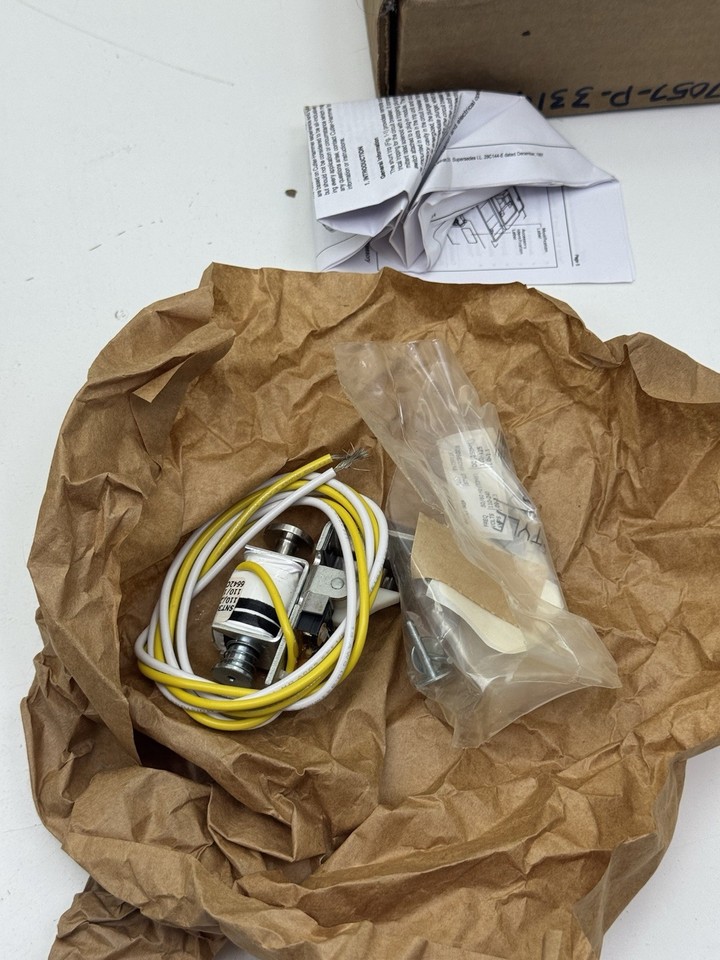 EATON SNT3P11K SHUNT TRIP FOR SERIES C TYPE K BREAKER 110-240VAC - 110/ ...