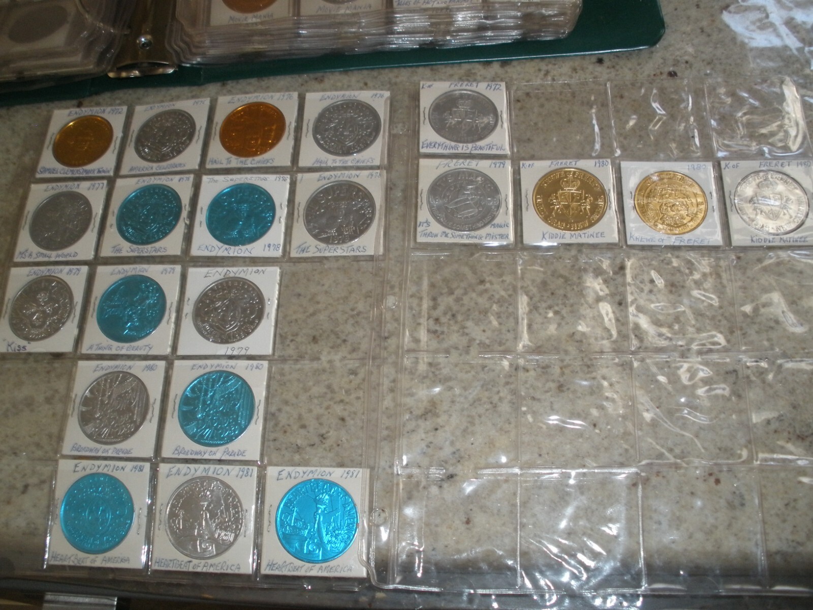 HUGE LOT OF 300+ MARDI GRAS DOUBLOON 1970'S-1980'S COLOR BINDER ZEUS ...