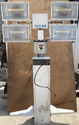 RCP By Will-Burt AutoStow Night Scan 240V Halogen Emergency 4 Flood ...