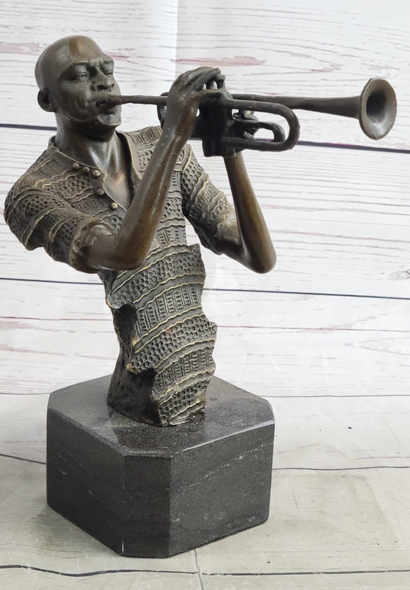 Trumpet Sculpture