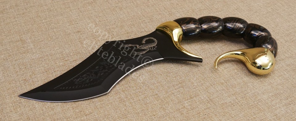 SCORPION Dagger/Knife with Etched Blade Plaque/Stand | eBay