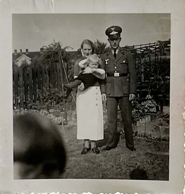 WW2 Era Photo German Luftwaffe With Wife And Child | eBay