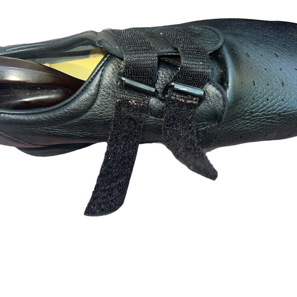 P. W. Minor Woman's Walking Hook & Loop Closure Aerated 10.5 C/aa Black ...