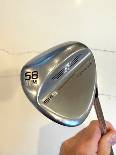 Titelist Vokey SM9 Tour Chrome Wedge: 58 degree 8 bounce M grind Great ...