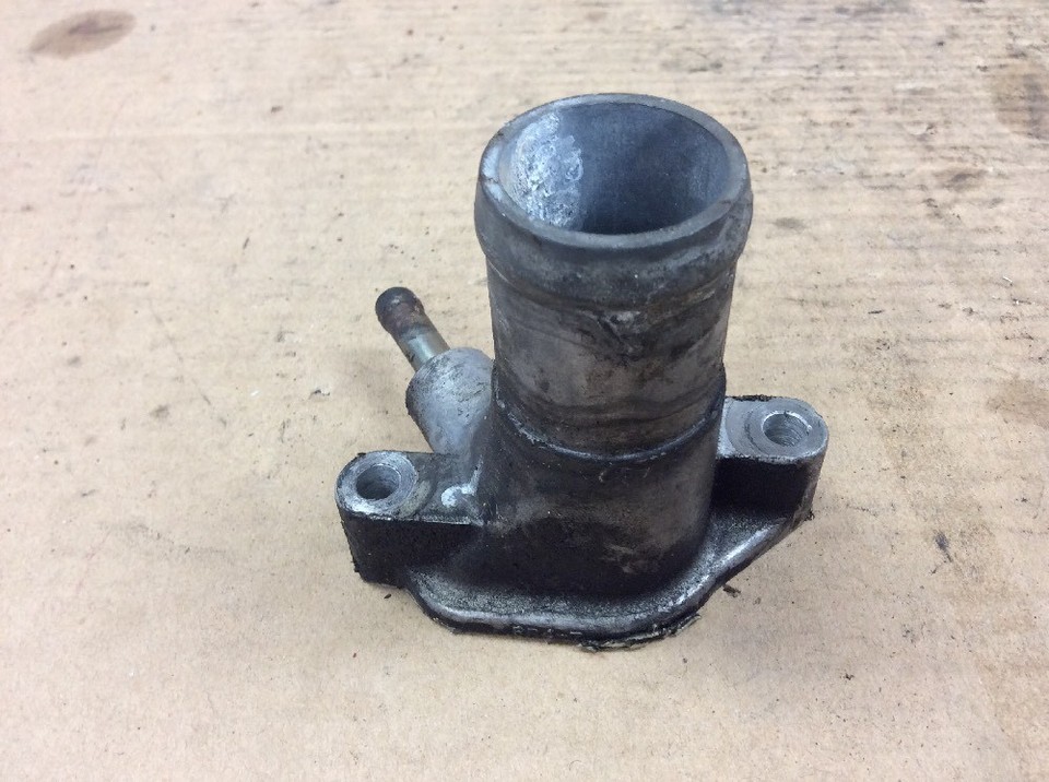 94 95 96 97 98 99 00 01 Integra Engine Coolant Water Outlet Cover Off ...