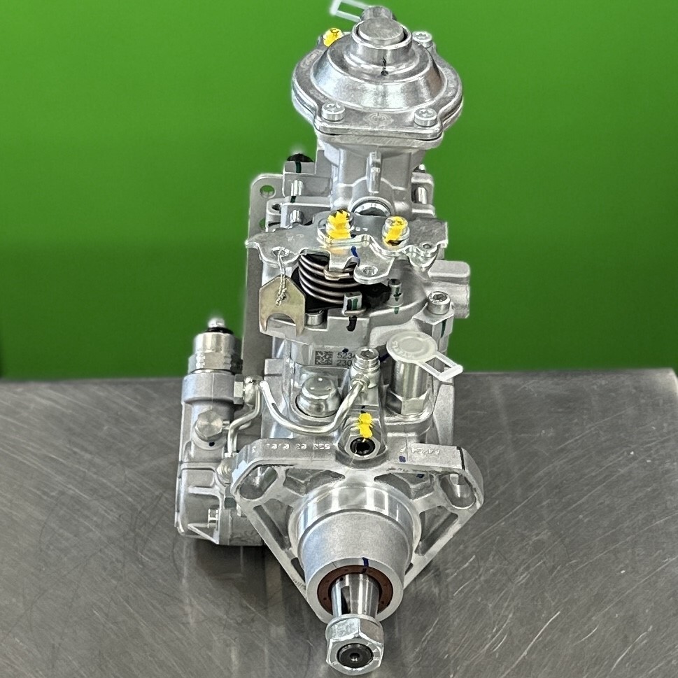 BOSCH Fuel Injection Pump For 445T CASE 580 2856207 NEW HOLLAND B90 ...