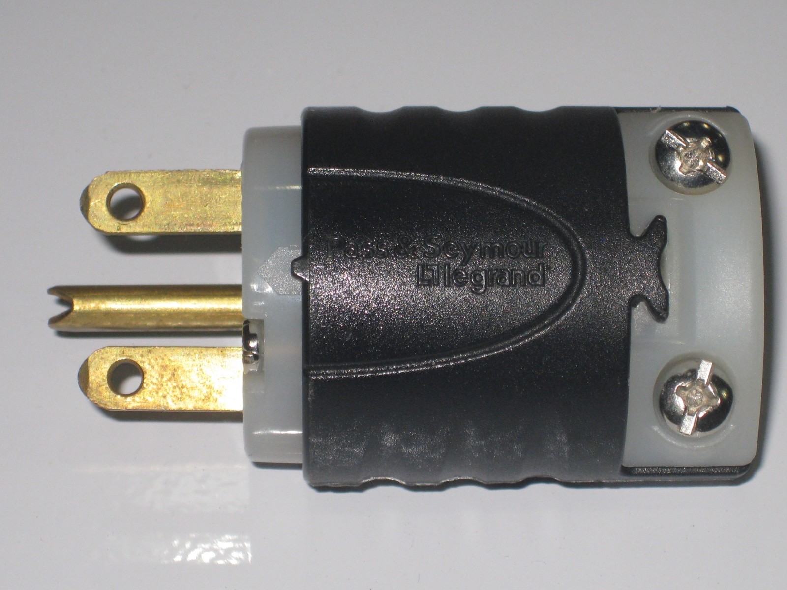 Pass and Seymour male cord cap plug 15a 250v PS5666 6-15P 3 wire | eBay