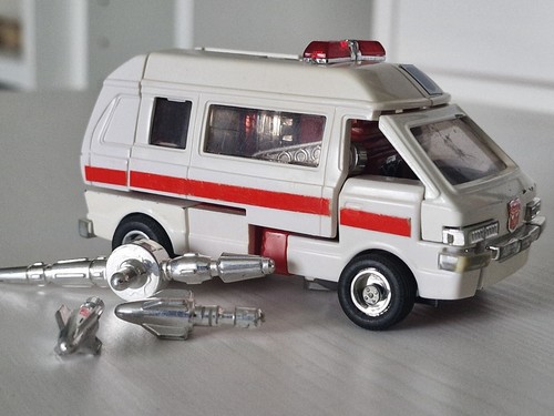 Original G1 Transformers Rachet Autobot Car Ambulance 1984 Rare VGC | eBay