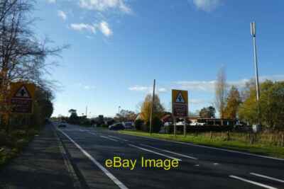 Photo 6x4 A64 and signs Moor End/SE6656 Warning signs for Hazelbush ...