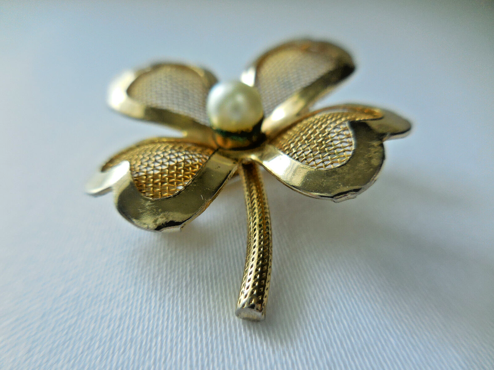 Vintage Four Leaf Clover Gold Costume Brooch Pin Pearl Signed Coro | eBay