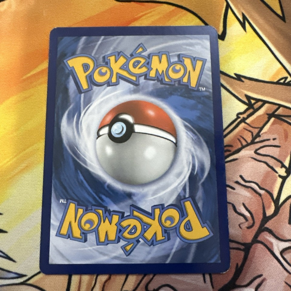 Eevee 104/156 VLP - Ultra Prism Sun Moon Pokemon Card - Atsuko Nishida ...