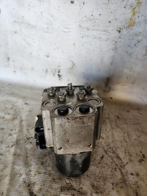2004 Cadillac Escalade ABS Anti-Lock Brake Assembly NW7 w/ traction ...