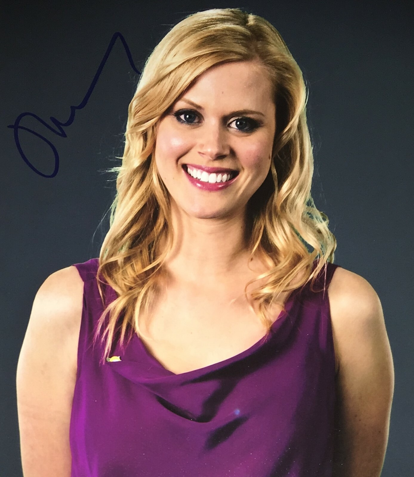 Janet Varney The Legend Of Korra Actress Signed 8x10 Autographed Photo ...